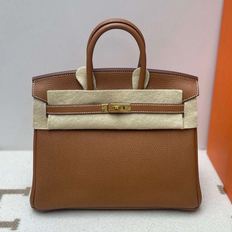 Frontrow - Hermès - Birkin 25 Gold Togo Stamp B